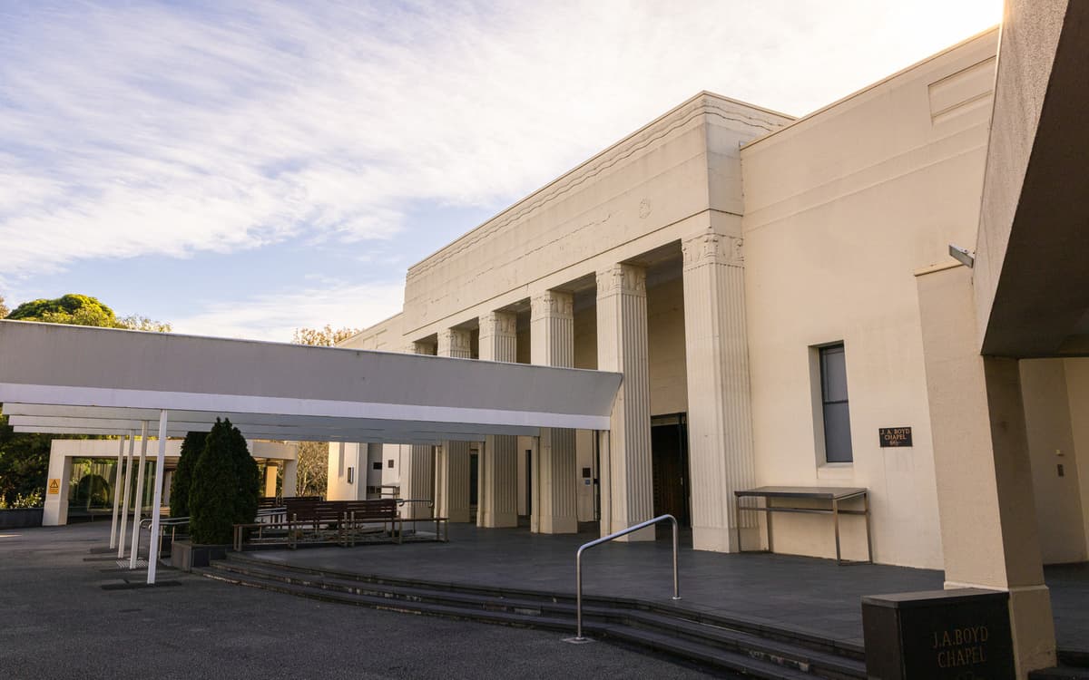 Renowden Chapel ∣ Springvale Botanical Cemetery | SMCT